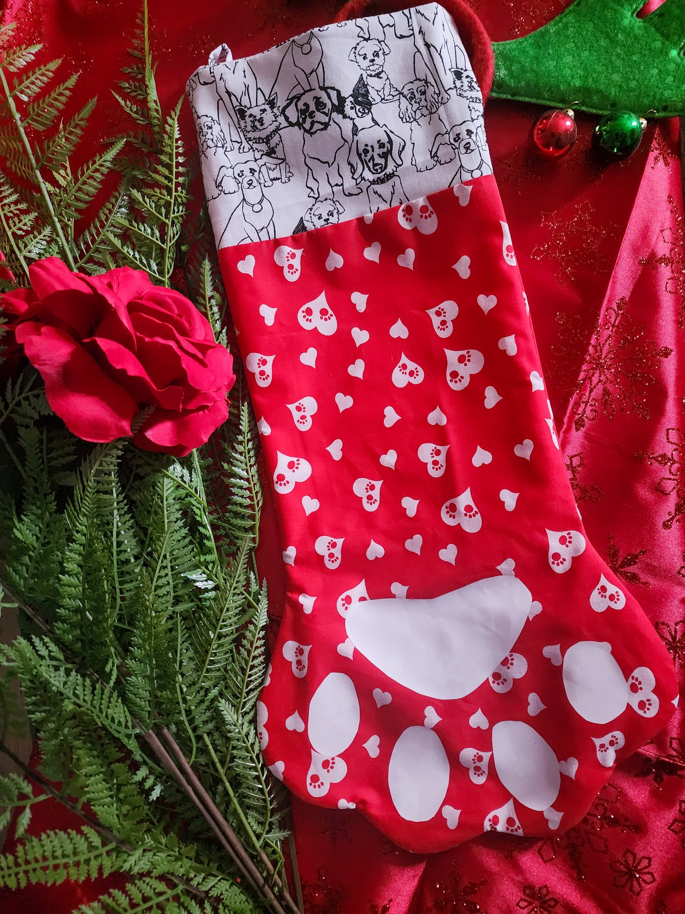 Pet Paw Stocking – Rivet Patterns